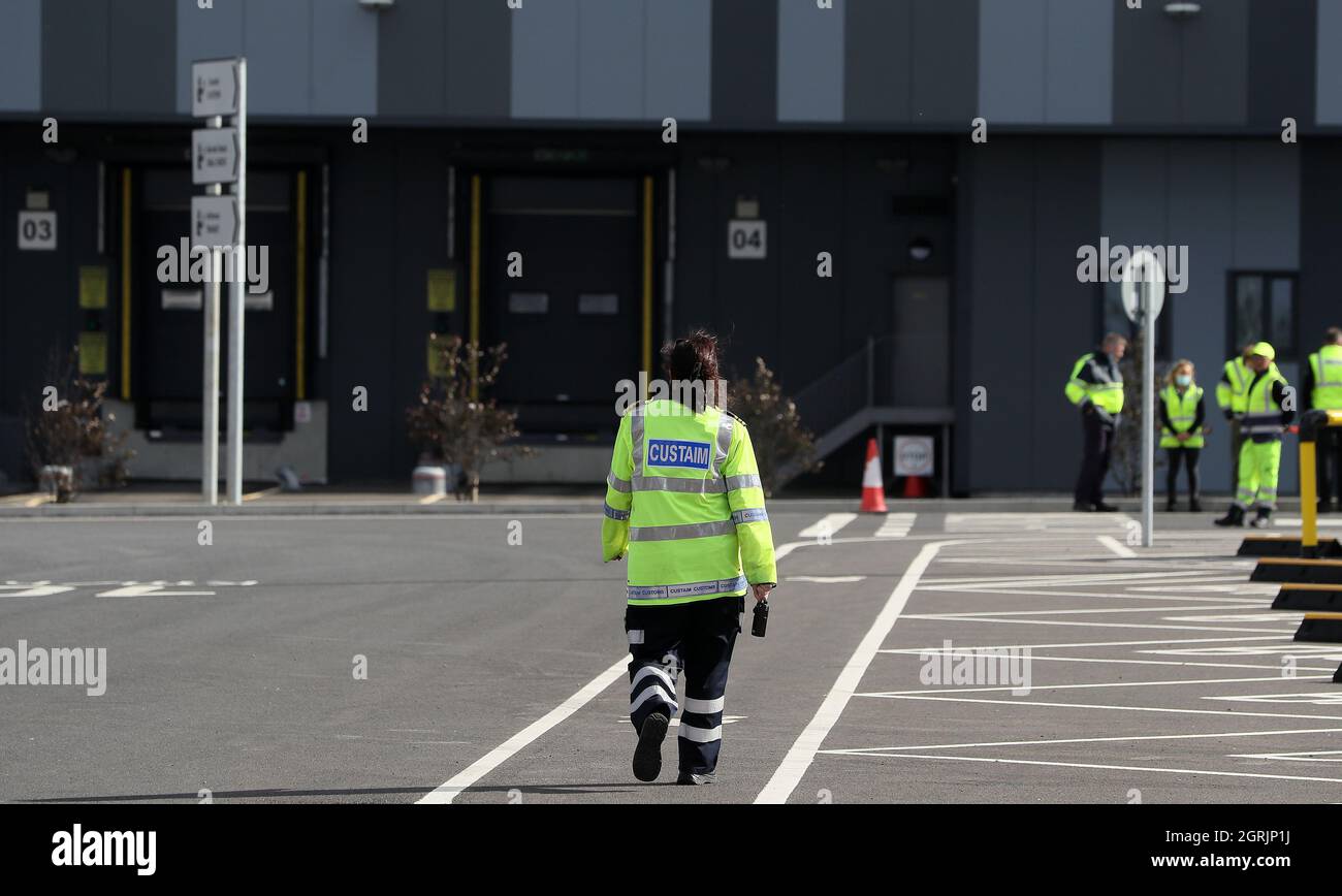 A customs official at the Customs and Department of Agriculture, Food ...