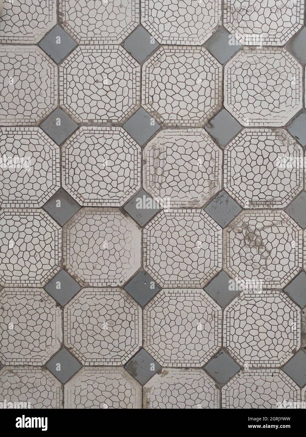 Octagon floor tiles hi-res stock photography and images - Alamy