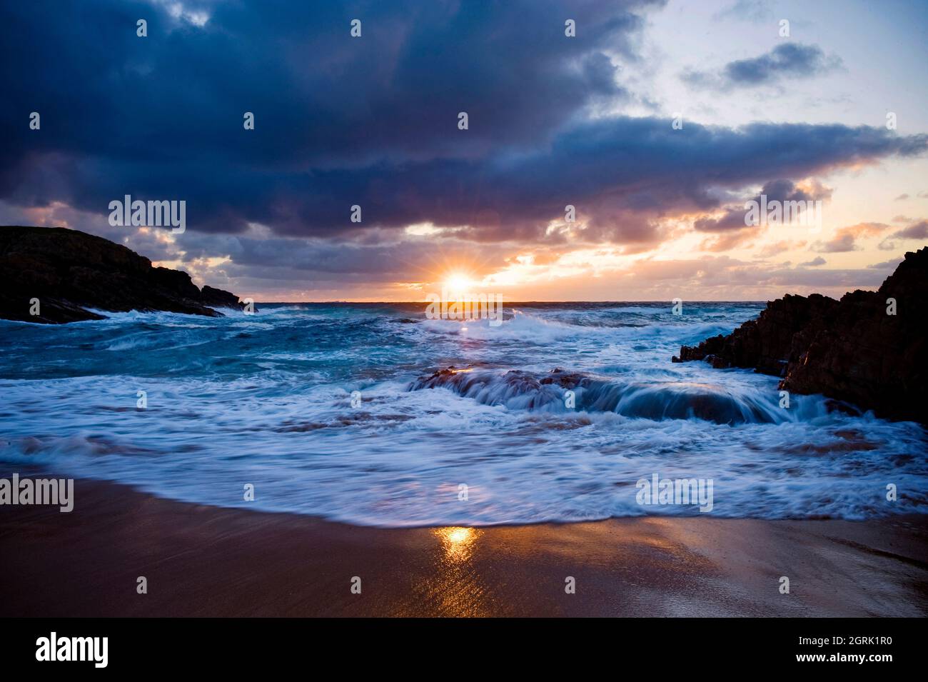 The Murder Hole at Boyeeghter Bay , Melmore Head, Rosguill, County ...