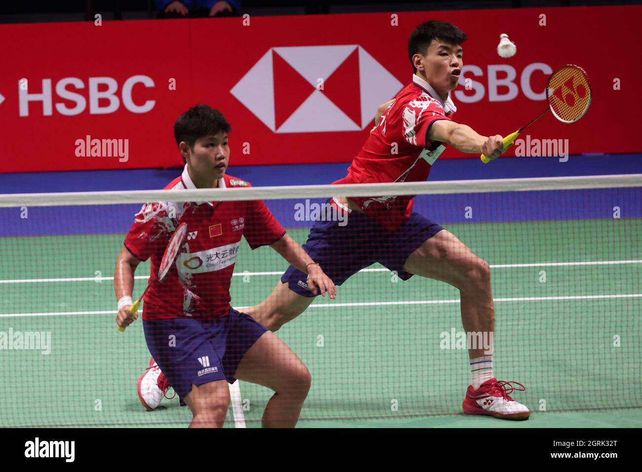 Vantaa, Finland. 1st Oct, 2021. China's Wang Yilyu (R)/Huang Dongping ...