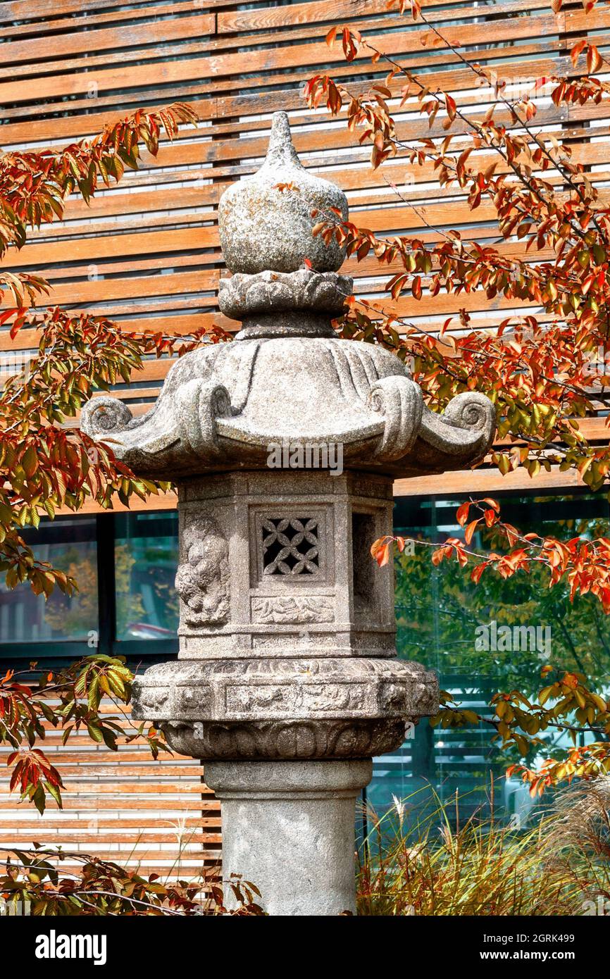 Japanese Stone Column Stock Photo - Alamy