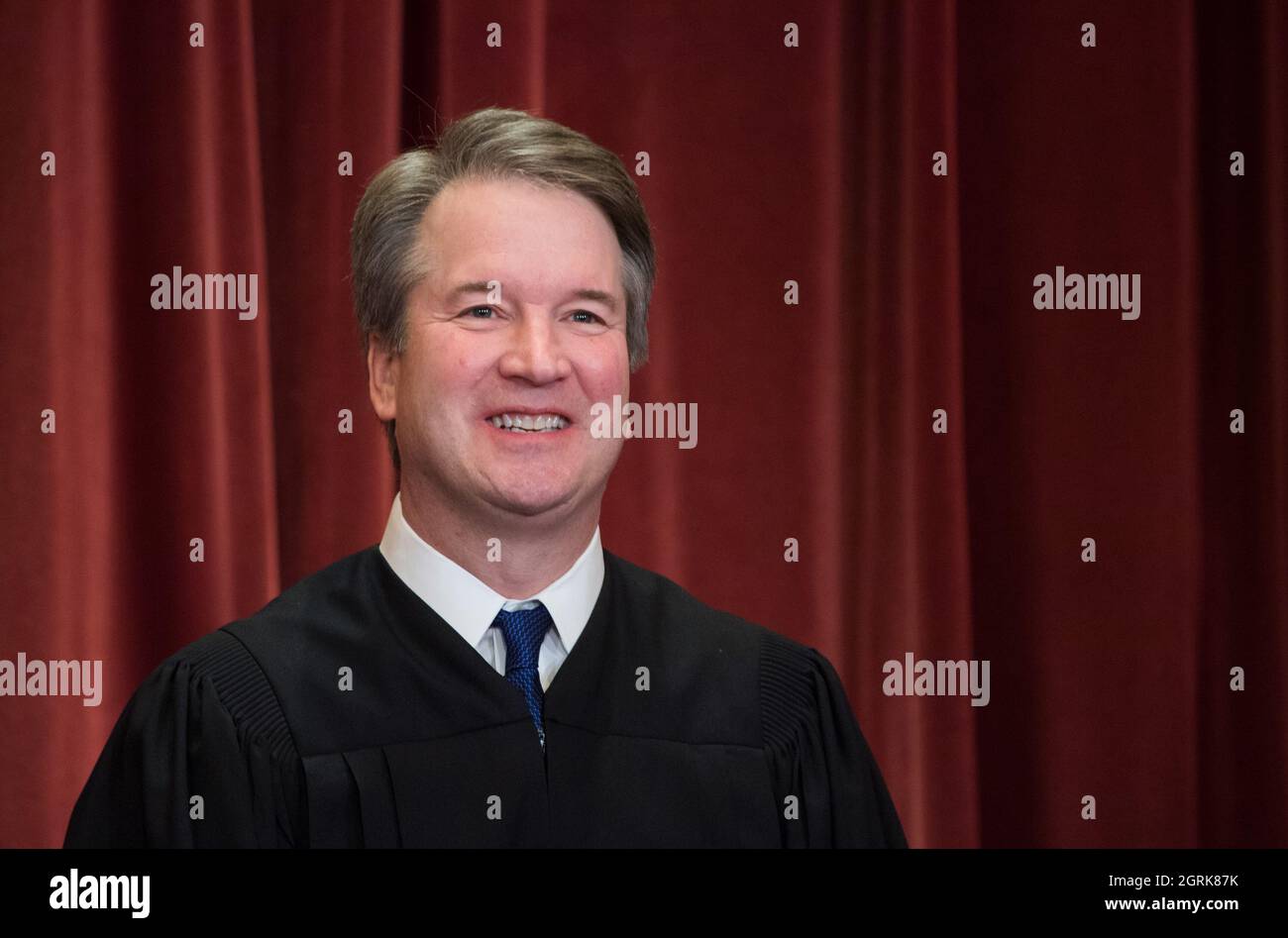 Justice brett kavanaugh portrait hi-res stock photography and images ...