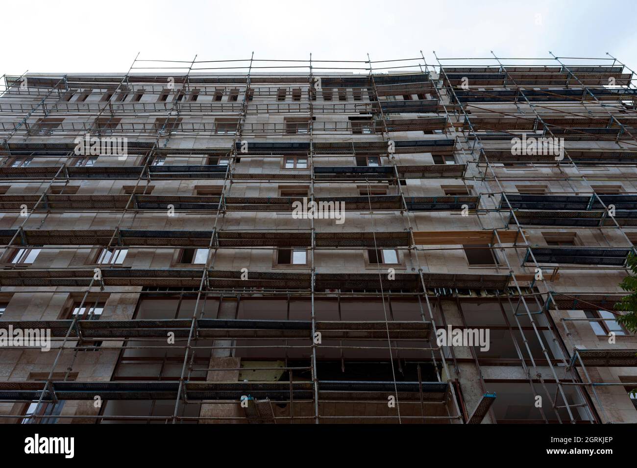 Concrete structure building hi-res stock photography and images - Alamy