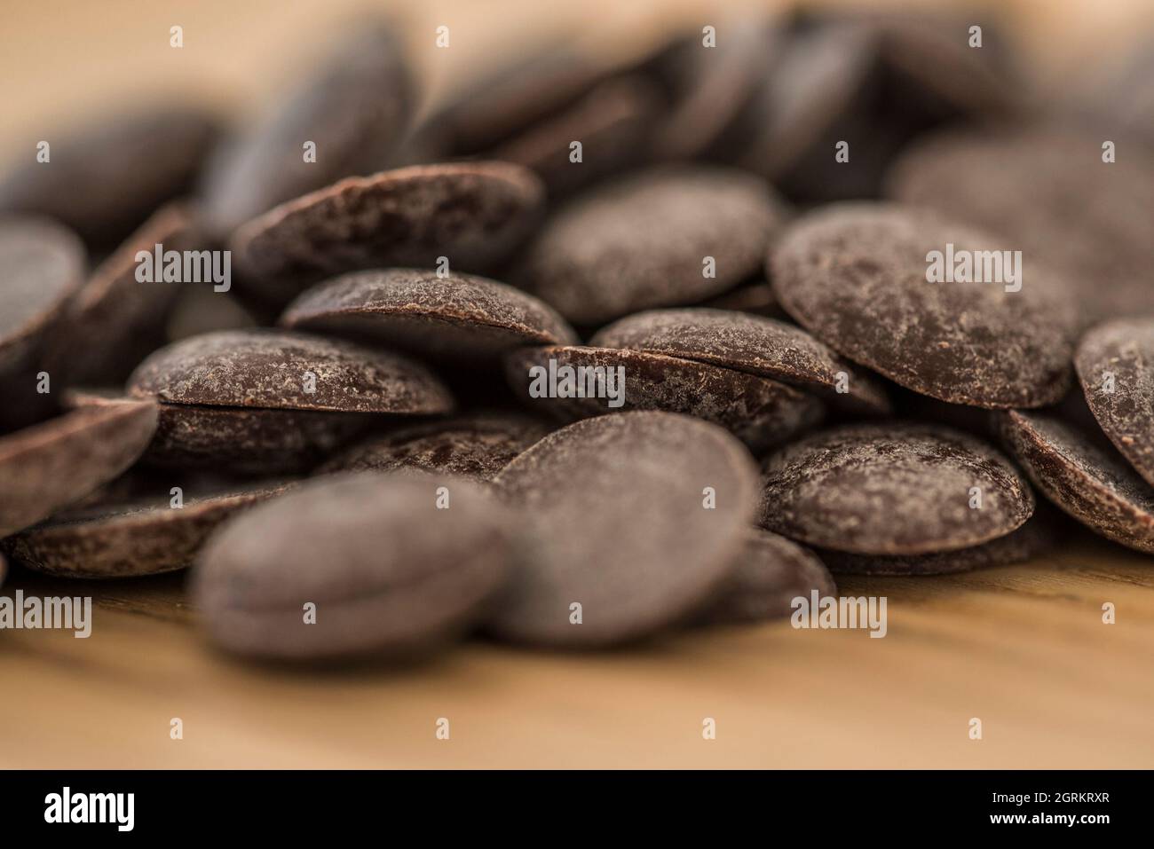Raw chocolate seeds Stock Photo - Alamy