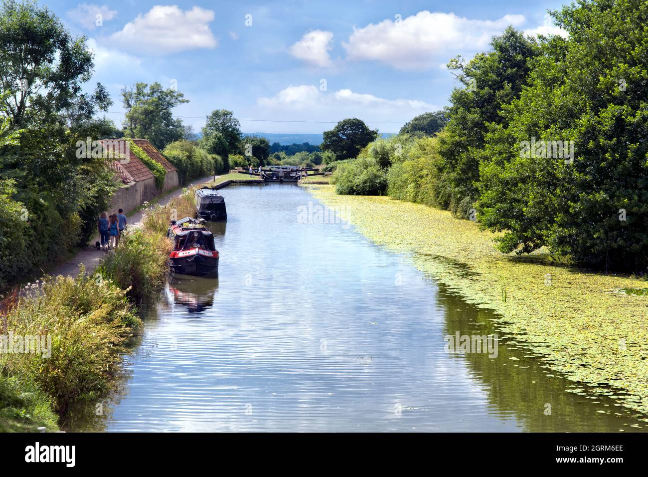 Kennet and Avon Canal at the top of Caen Hill locks, Devizes, Wiltshire ...