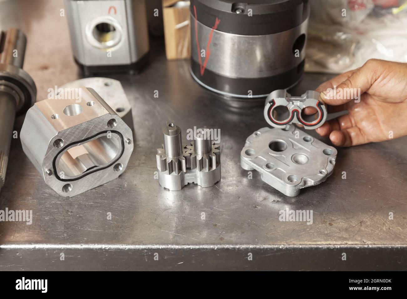hydraulic repair pumps in the workshop Stock Photo - Alamy