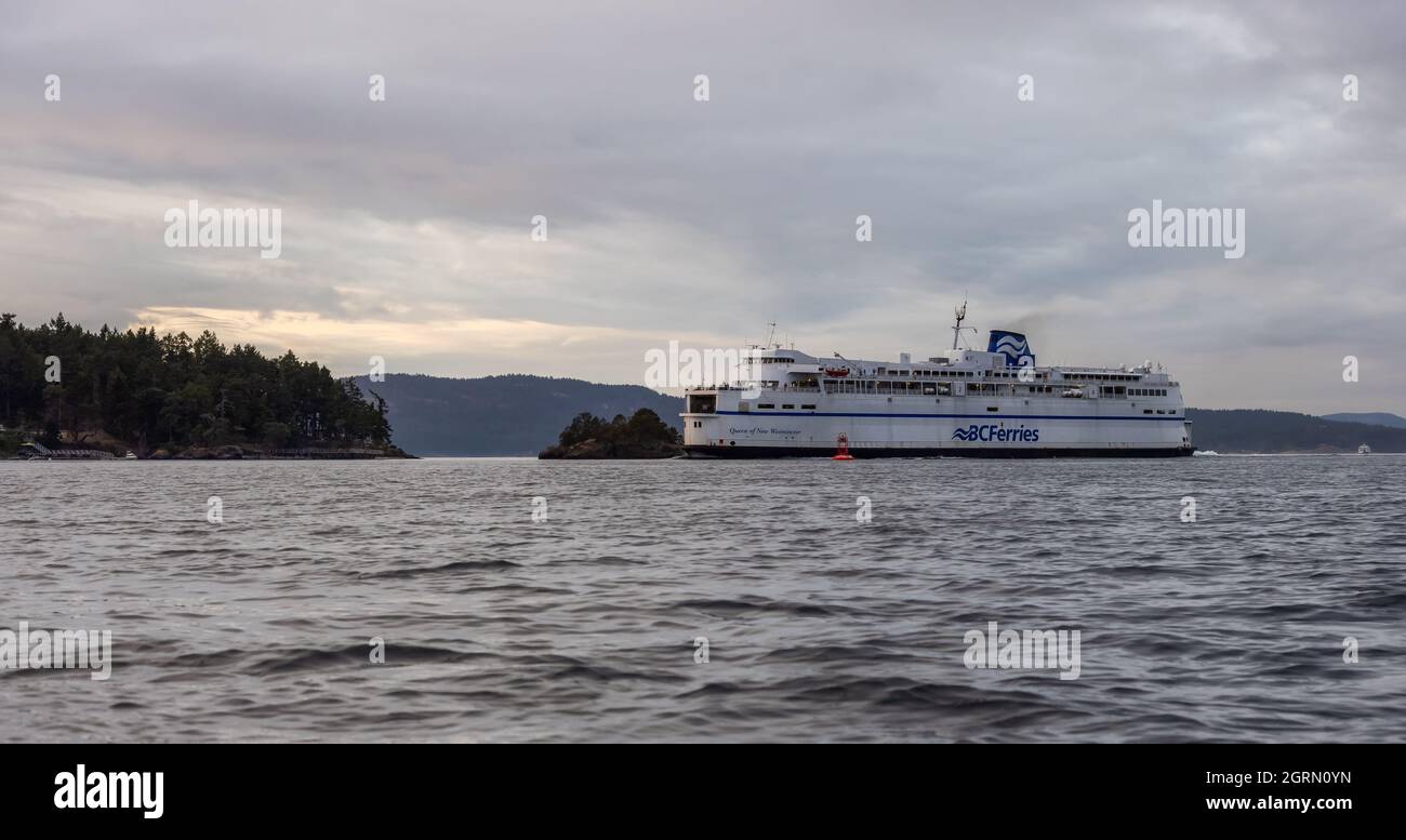 BC Ferries Boat Arriving to the Terminal in Swartz Bay Stock Photo - Alamy