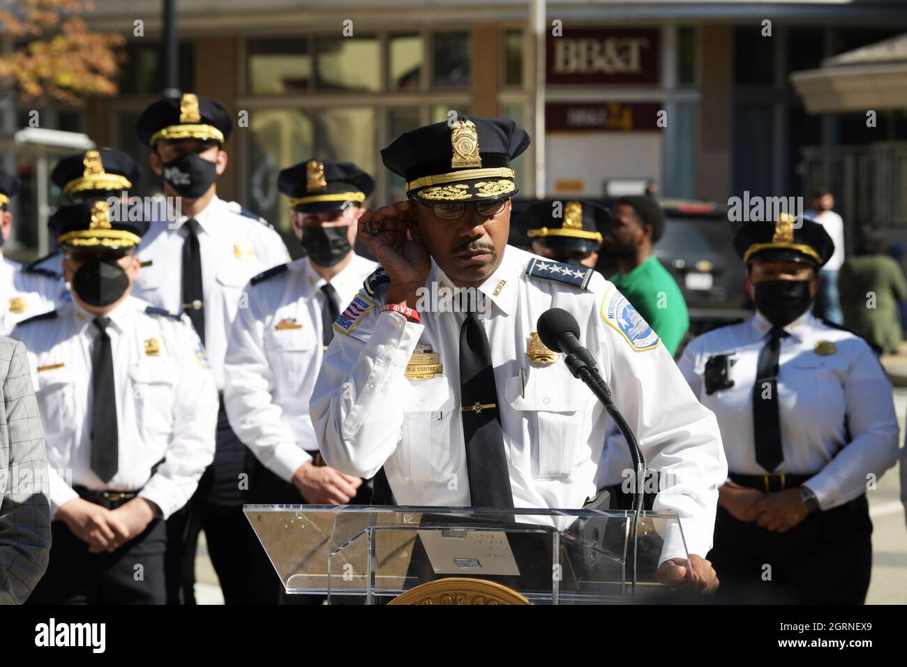 Chief metropolitan police department hi-res stock photography and ...