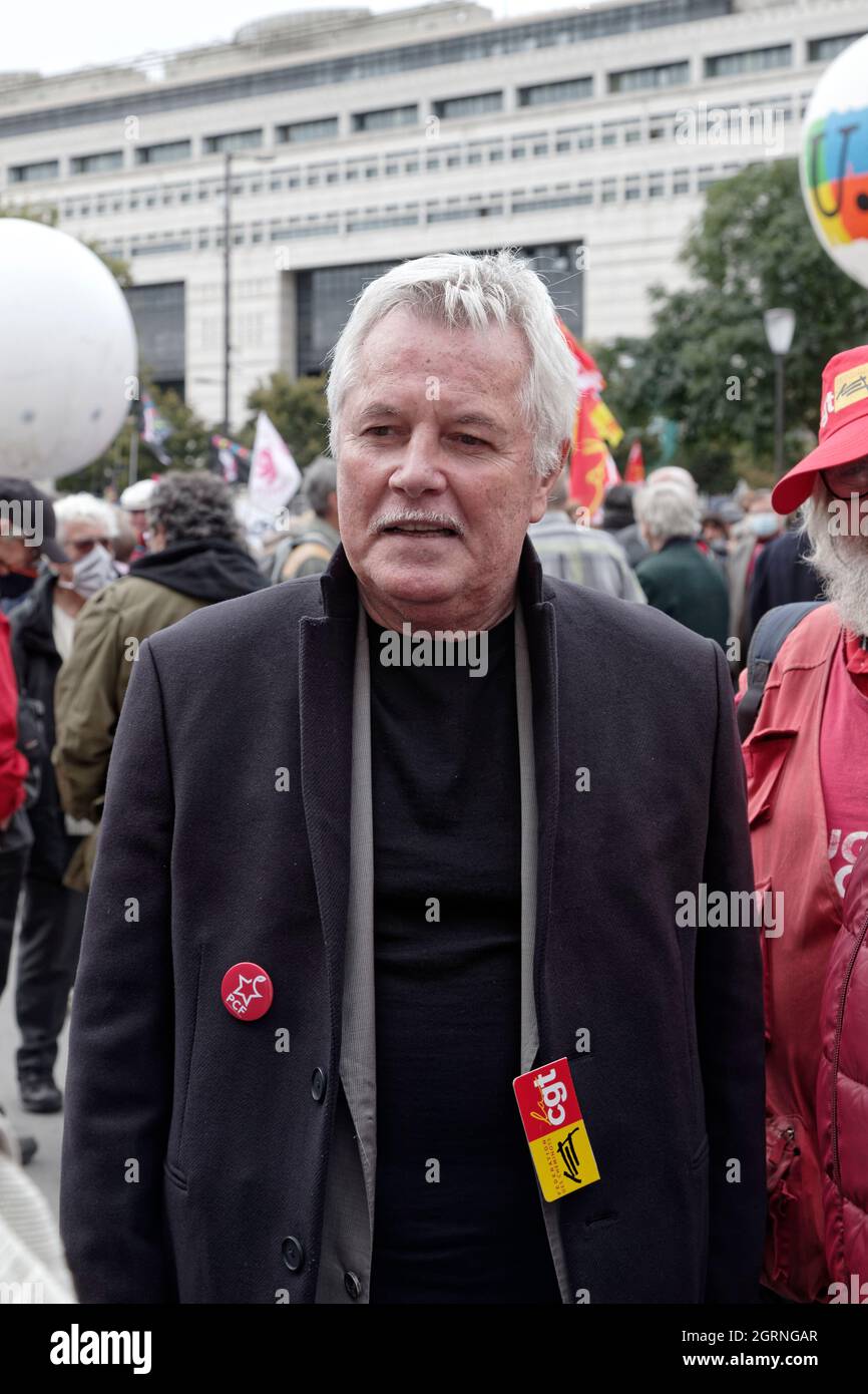 Paris, France. 1st Oct, 2021. Gilbert Garrel (CGT Cheminots) attends ...
