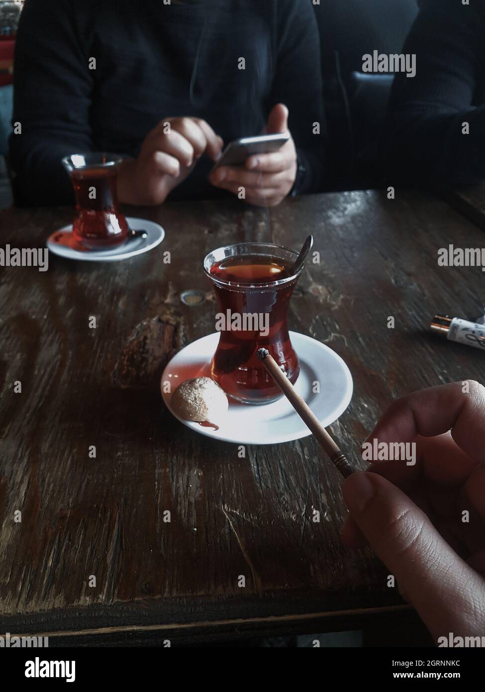 Turkish men drinking tea hi-res stock photography and images - Alamy