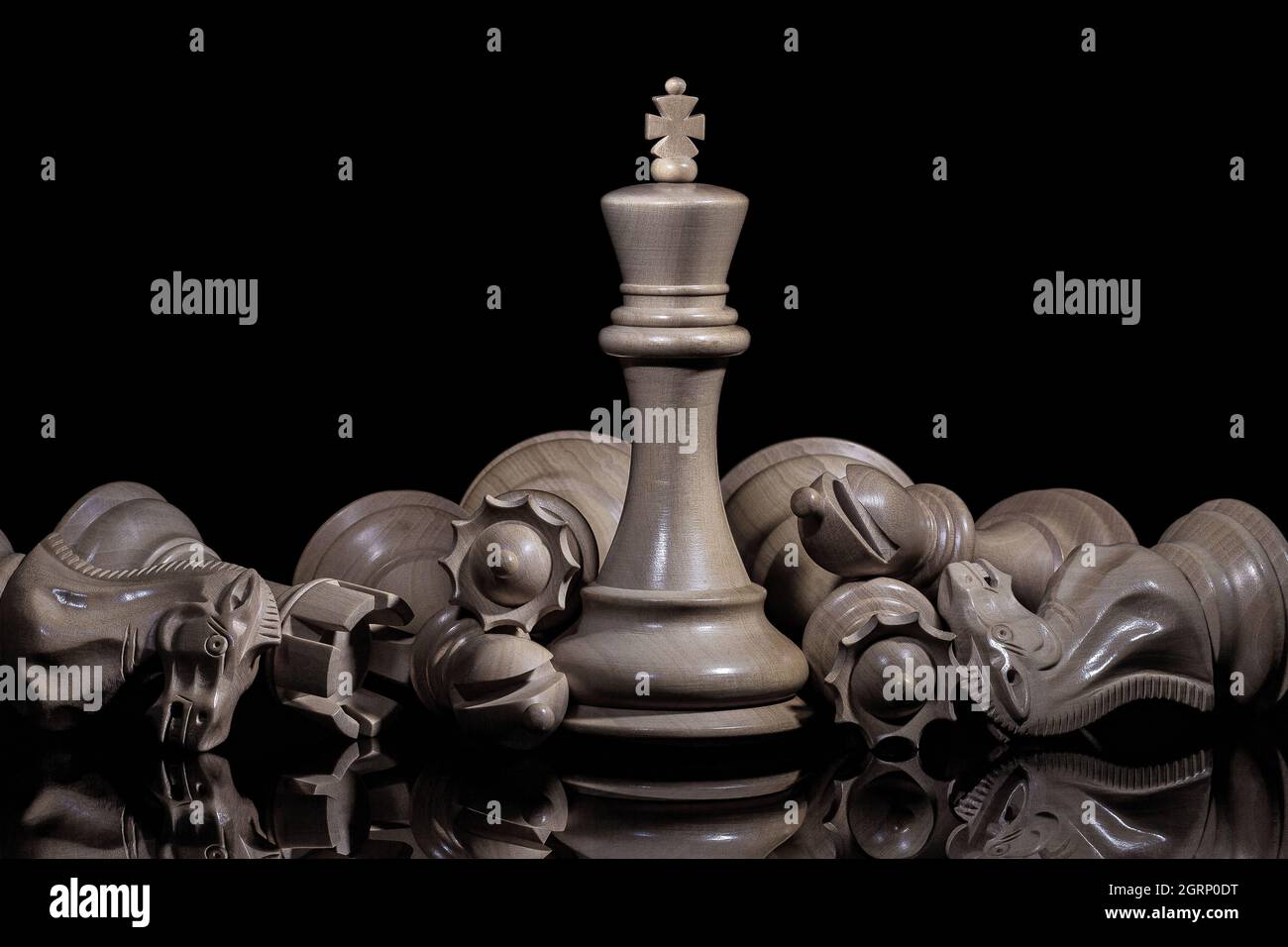 Chess pieces falling hi-res stock photography and images - Alamy