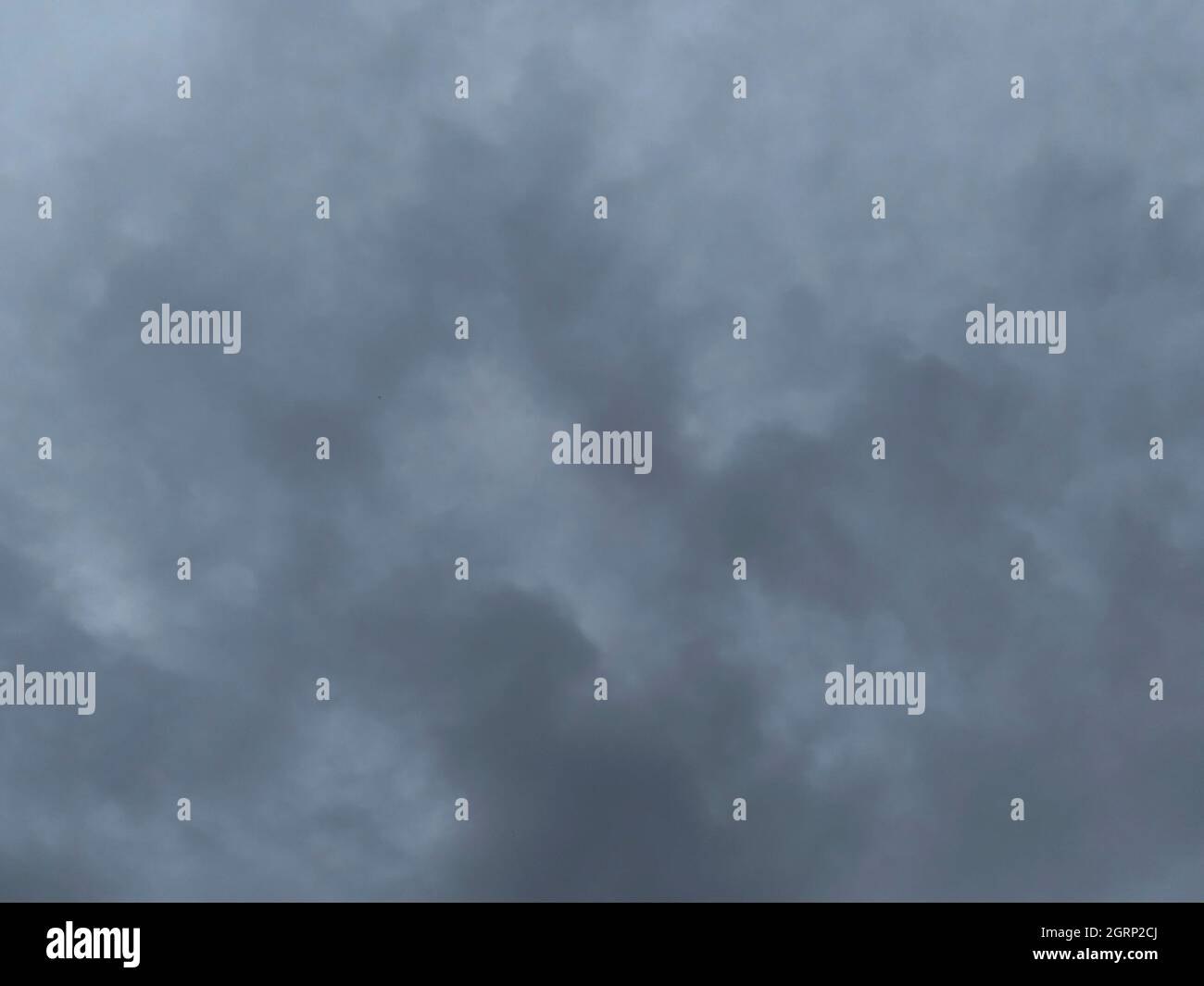 Dramatic dark cloudy sky, natural photo background Stock Photo - Alamy