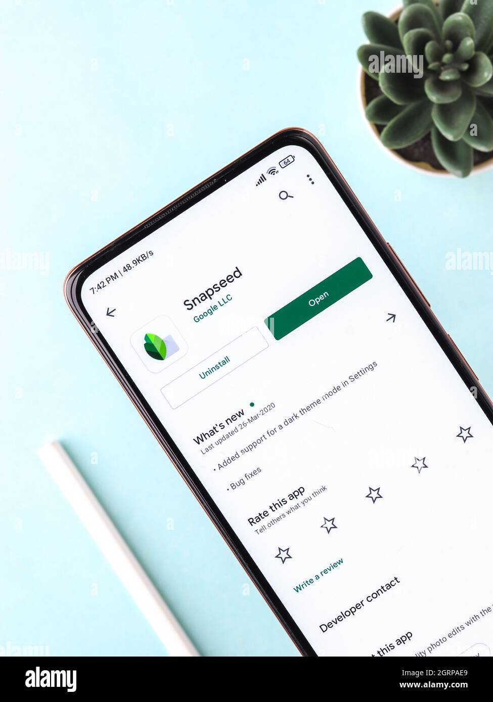 Snapseed logo hi-res stock photography and images - Alamy