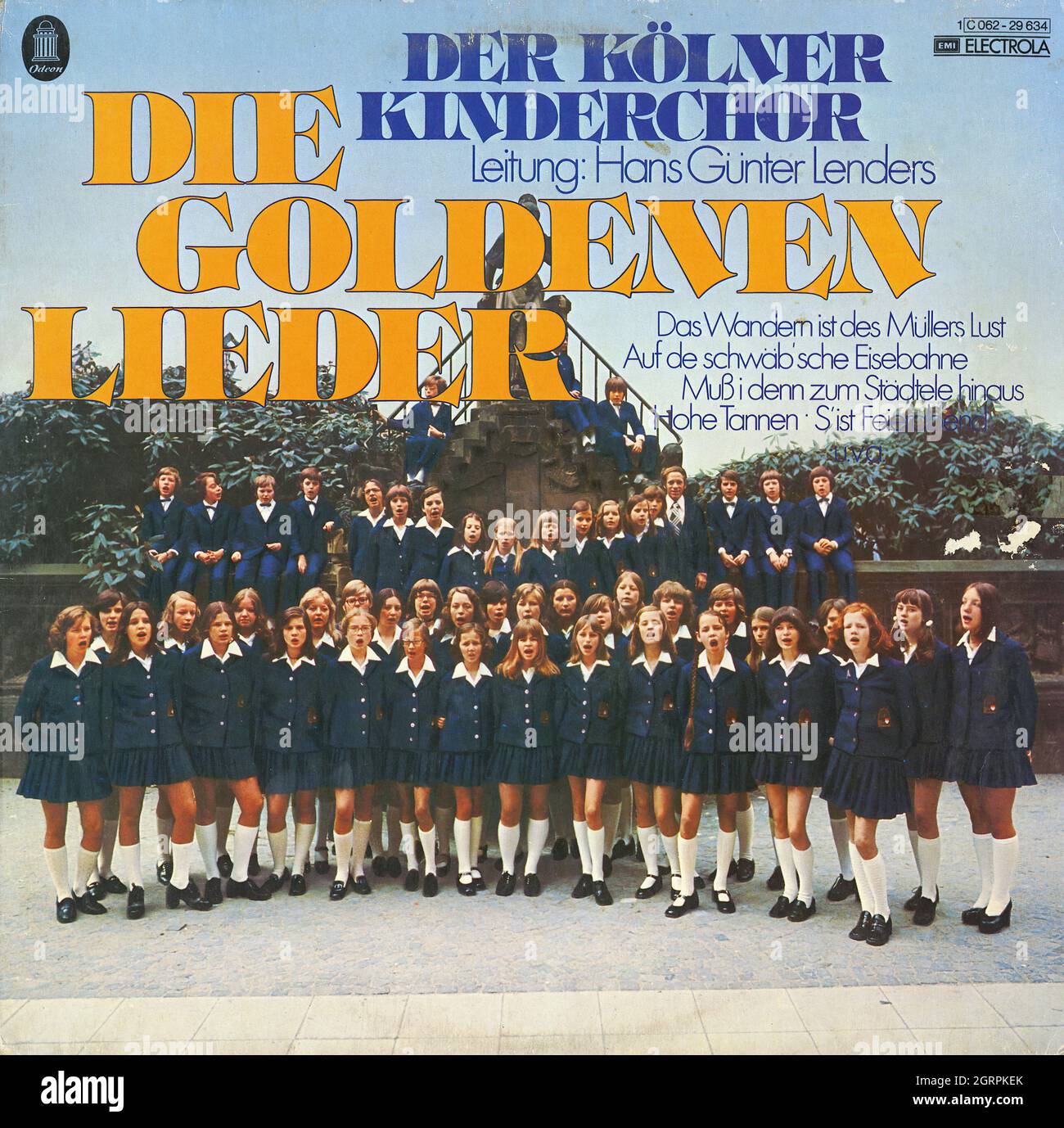 Lieder hi-res stock photography and images - Alamy