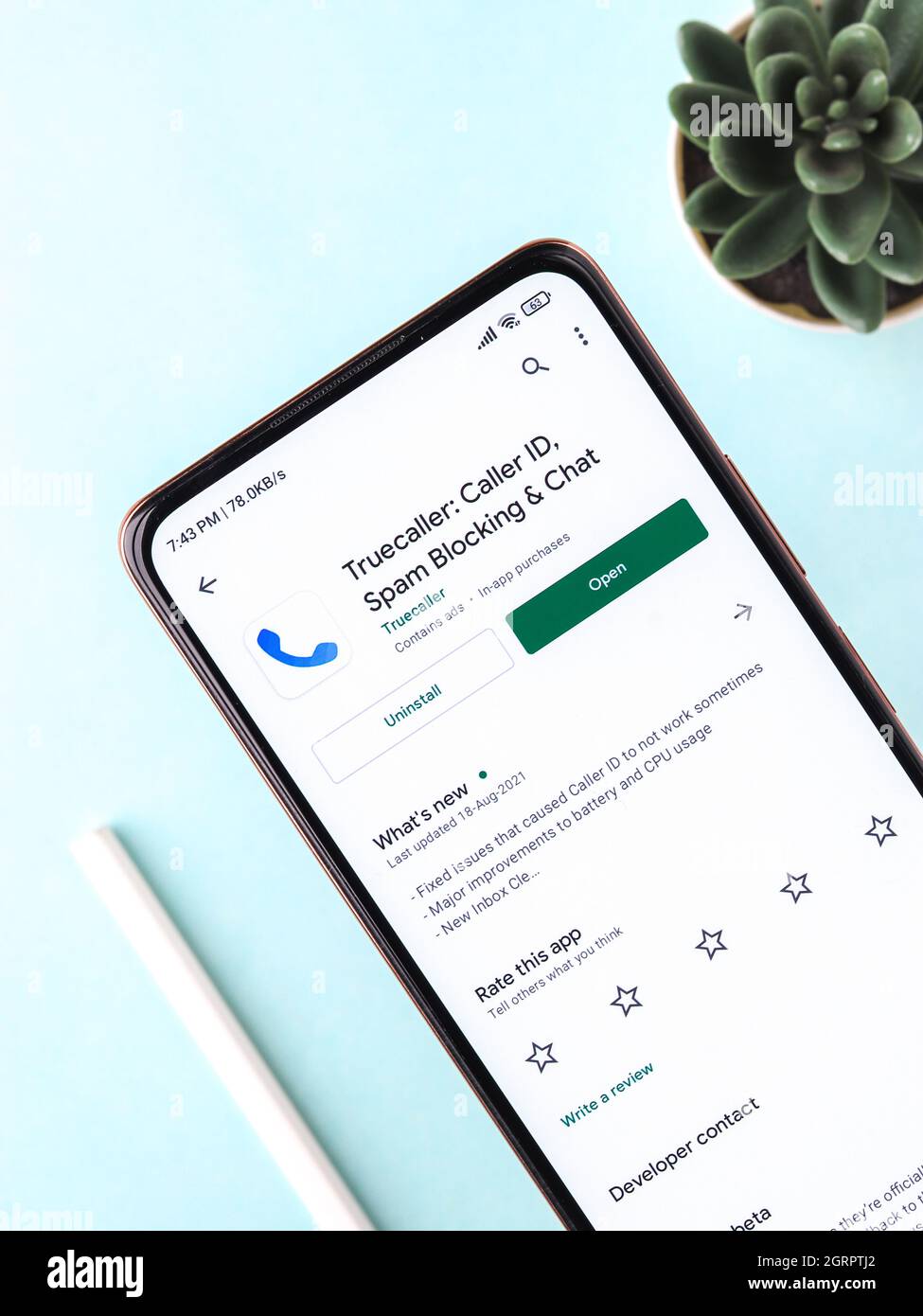 Truecaller logo hi-res stock photography and images - Alamy