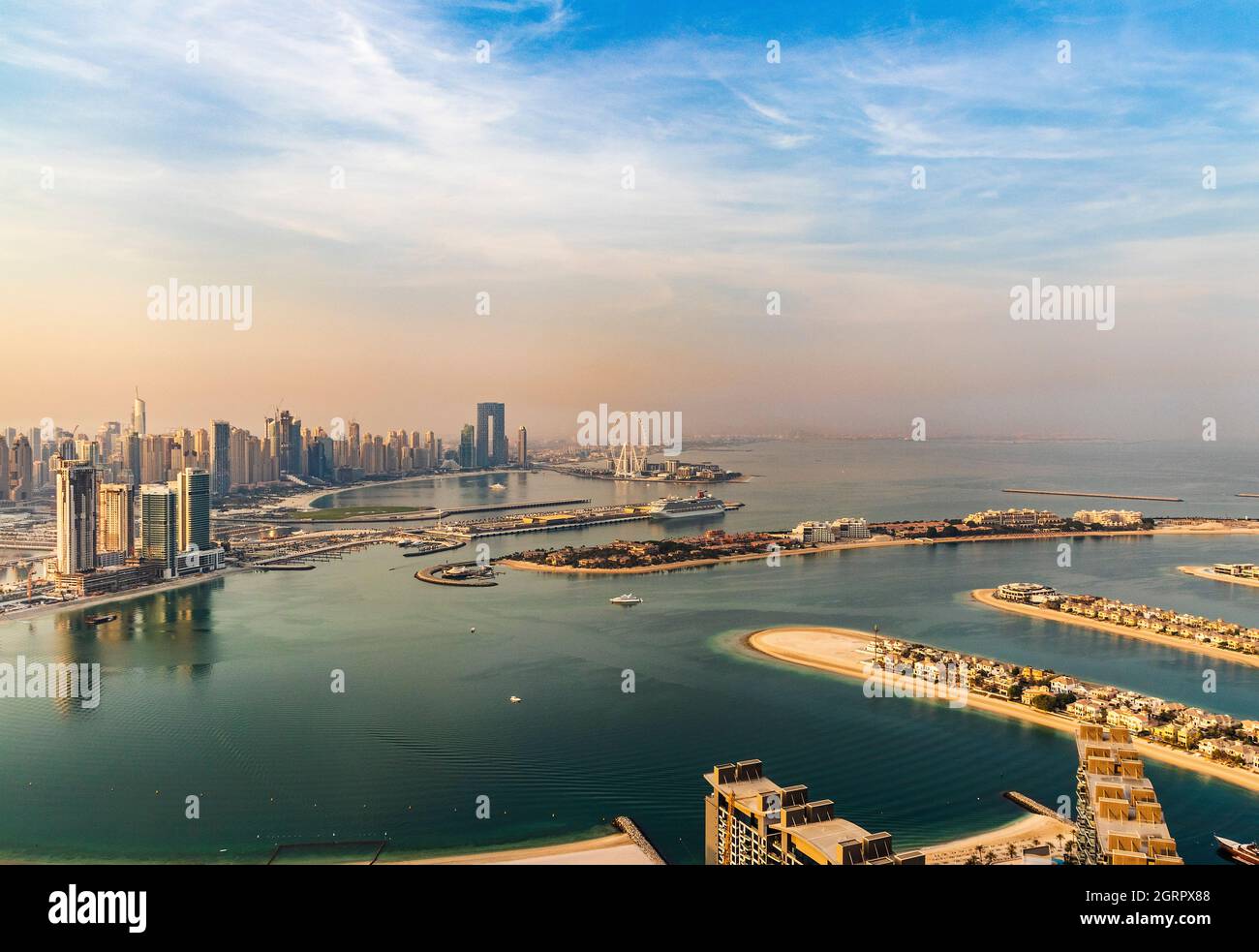 Morning view dubai marina towers hi-res stock photography and images ...