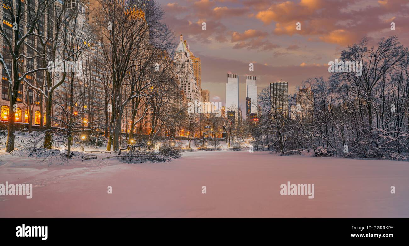 Central Park in winter after snow storm Stock Photo - Alamy