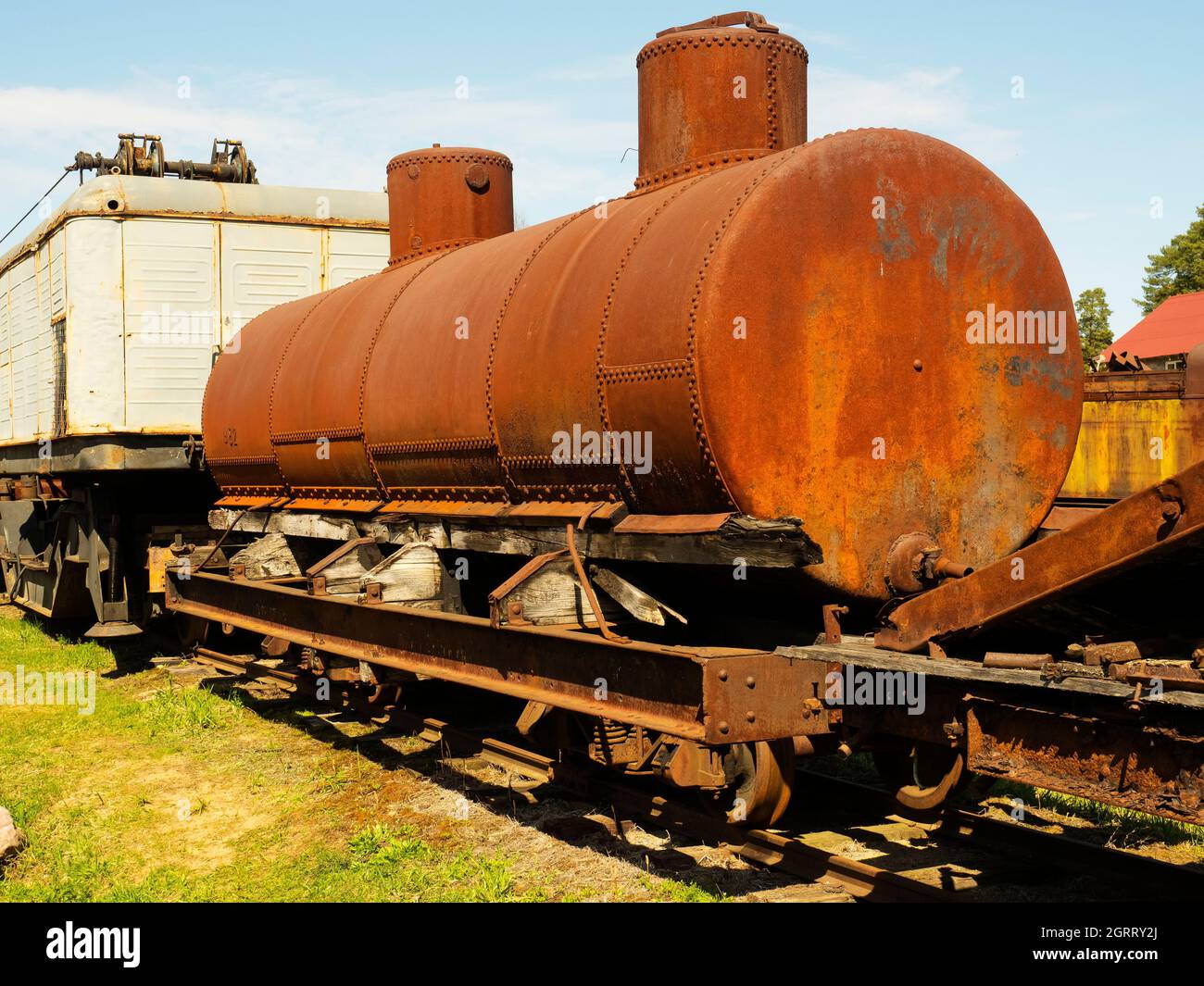 Abandoned train rail hi-res stock photography and images - Alamy
