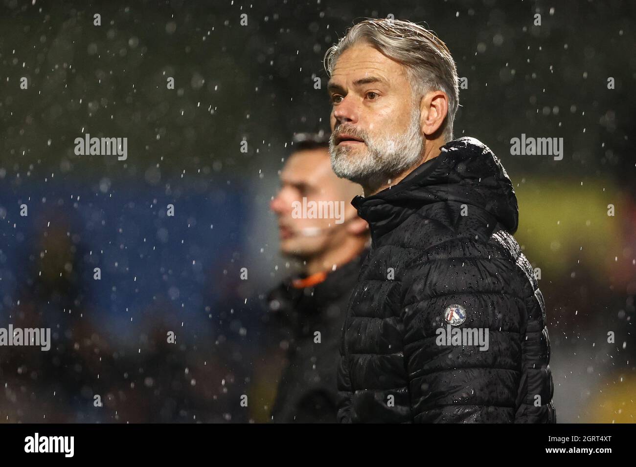 Lommel's head coach Peter van der Veen pictured during a soccer match ...