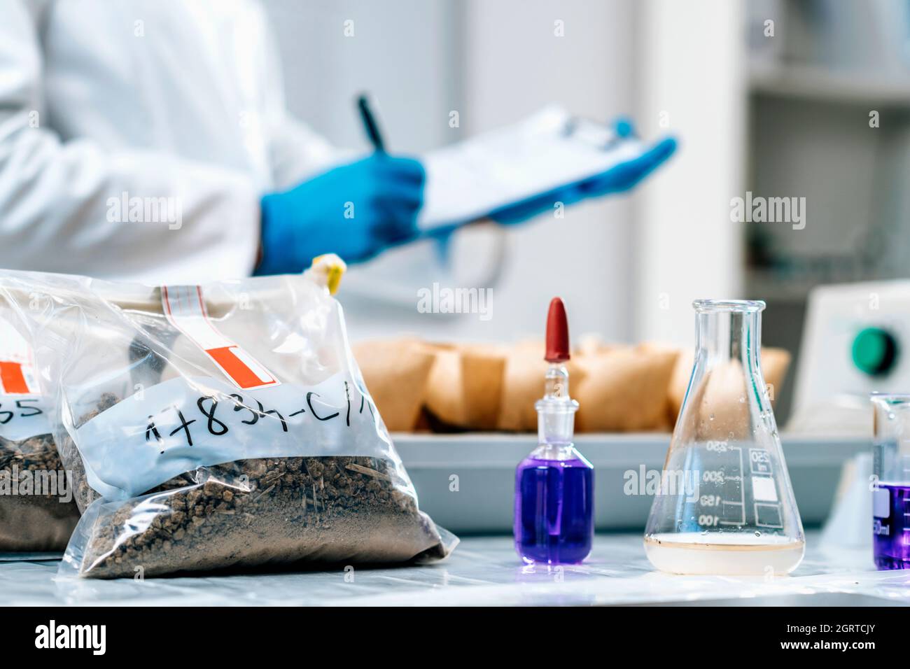 Taking soil samples hi-res stock photography and images - Alamy