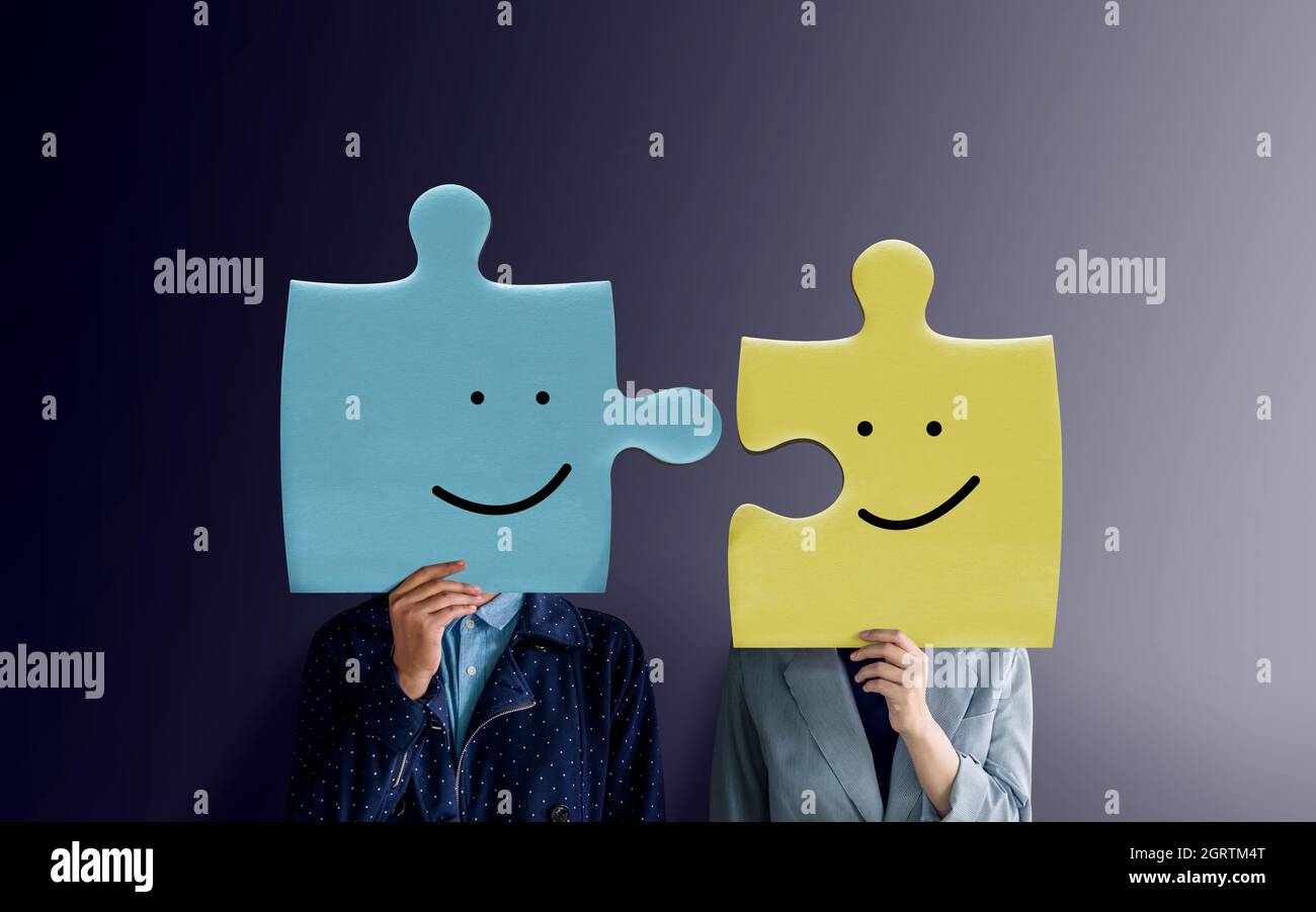 Jigsaw face woman hi-res stock photography and images - Alamy