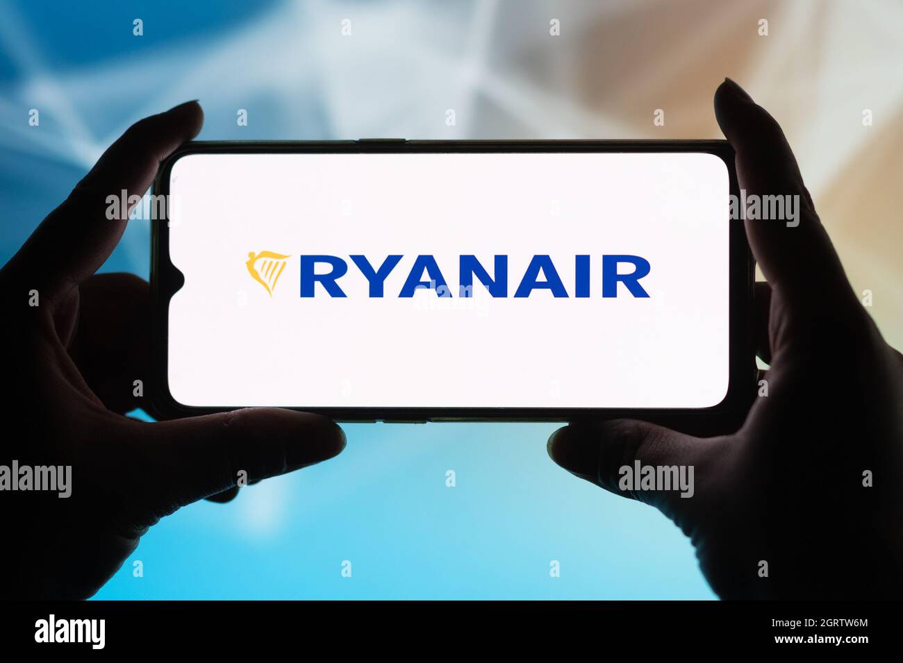 Photo illustration ryanair logo hi-res stock photography and images - Alamy