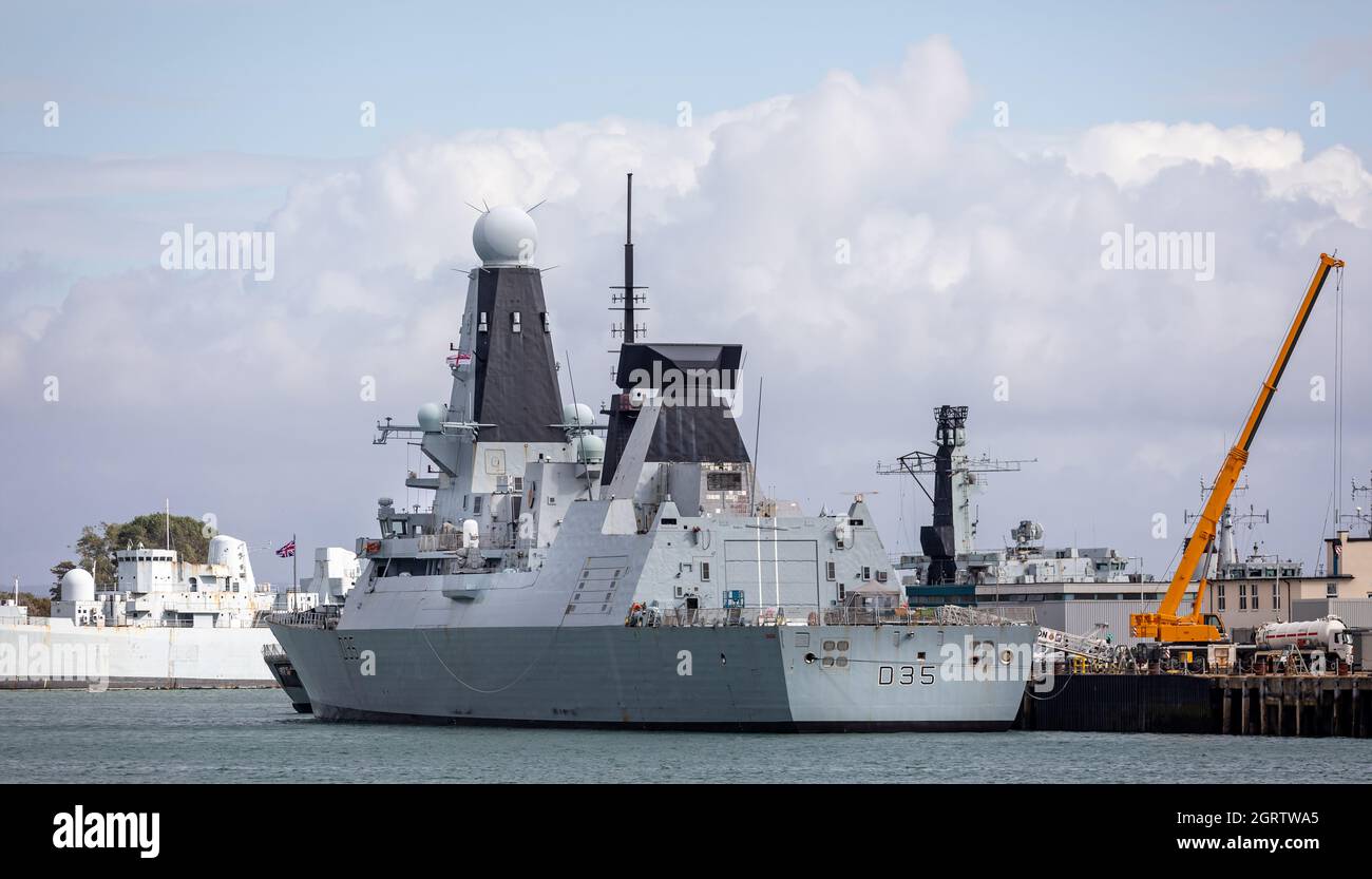 HMS Duncan, Royal Navy Type 45 Daring Class air defence Destroyer in ...