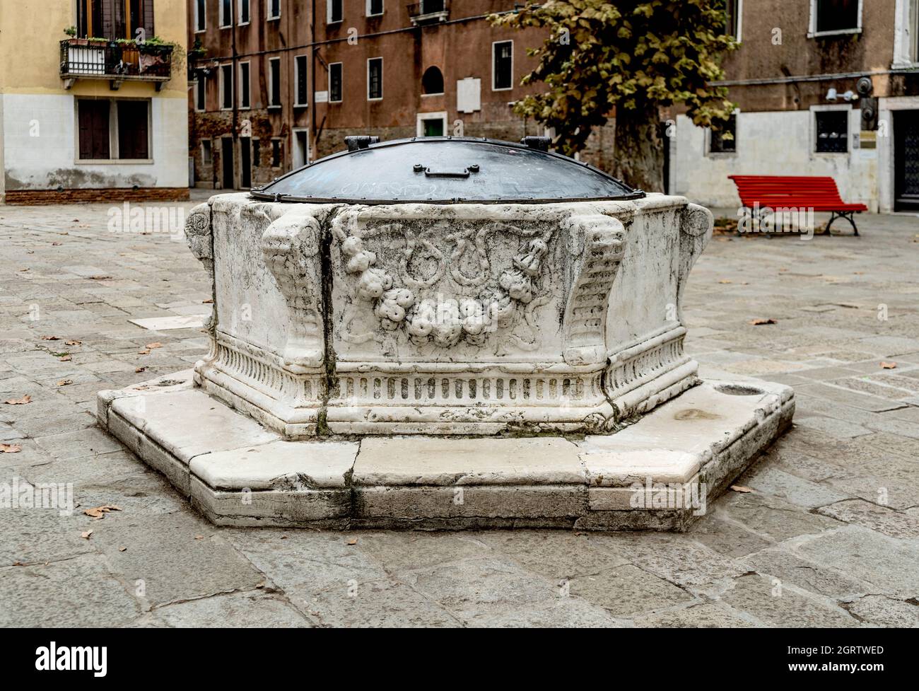 Pozzo venezia hi-res stock photography and images - Alamy