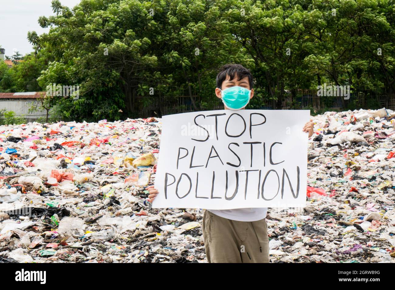 Campaign against plastic pollution hi-res stock photography and images ...
