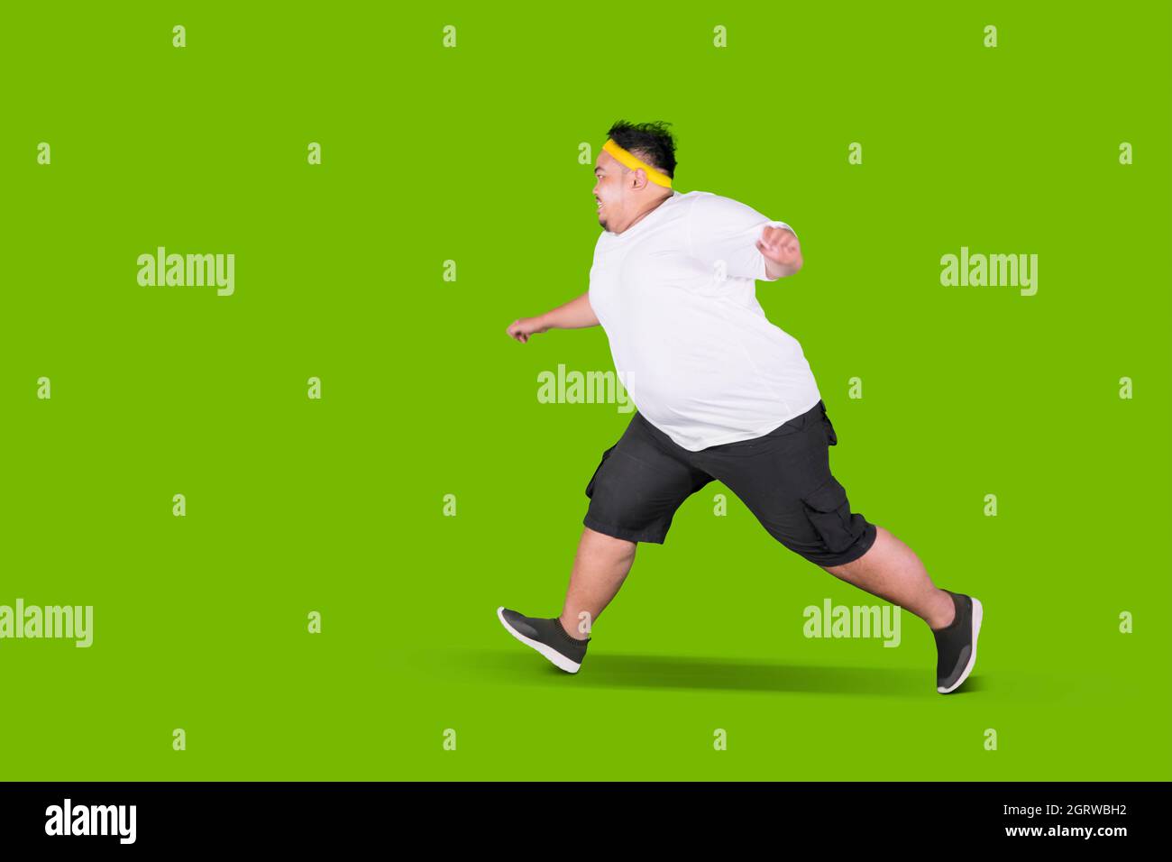 Overweight young asian man running hi-res stock photography and images ...