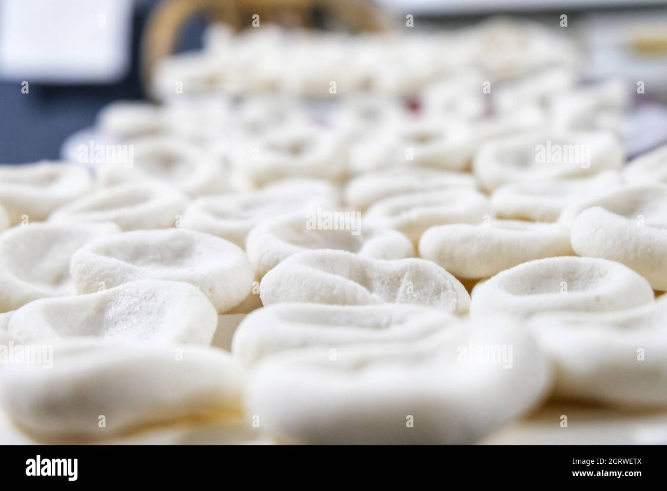 Steamed rice sheet hi-res stock photography and images - Alamy