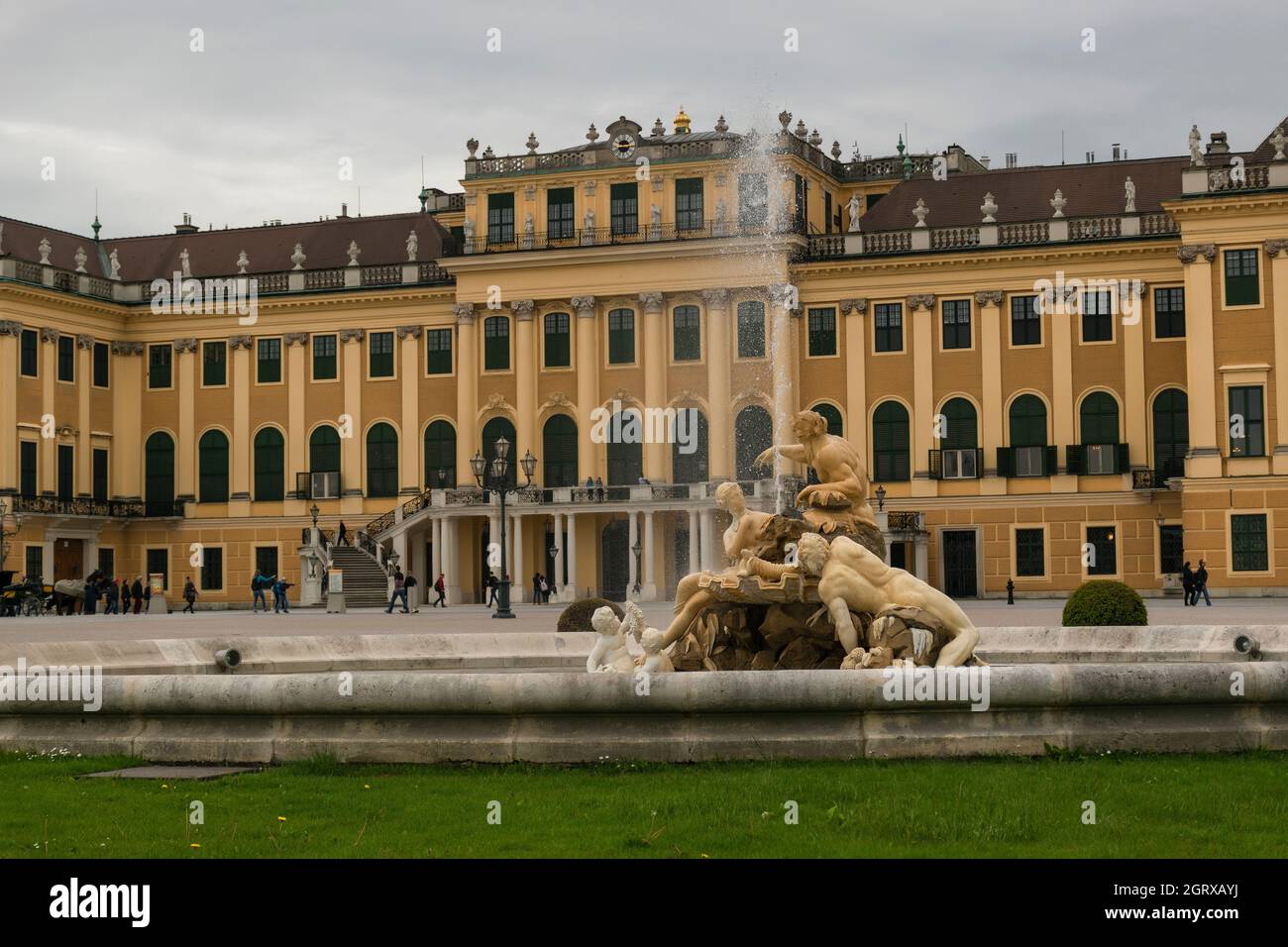 Ehrenhof High Resolution Stock Photography and Images - Alamy