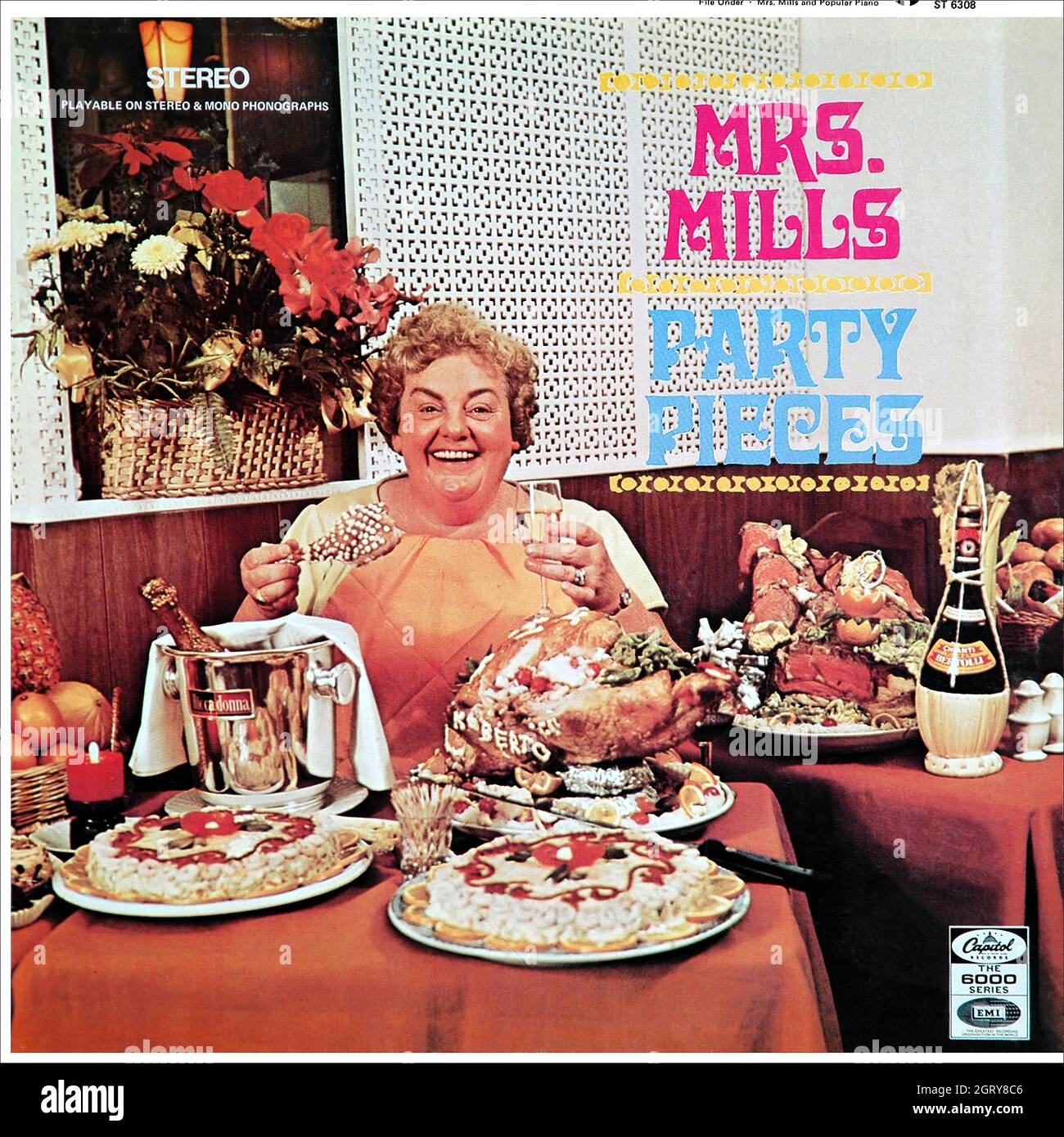 Mrs mills hi-res stock photography and images - Alamy