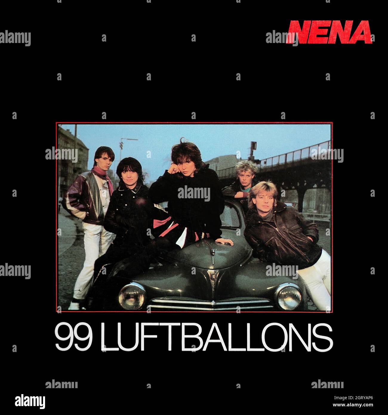 Nena - 99 Luftballons 1984 - Vintage Vinyl 33 rpm record Stock Photo ...