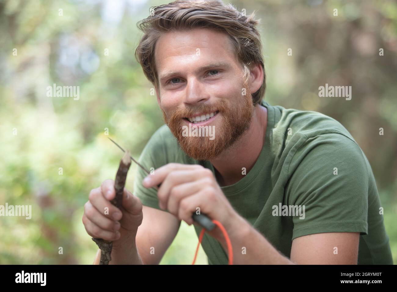 Whittling knife hi-res stock photography and images - Alamy
