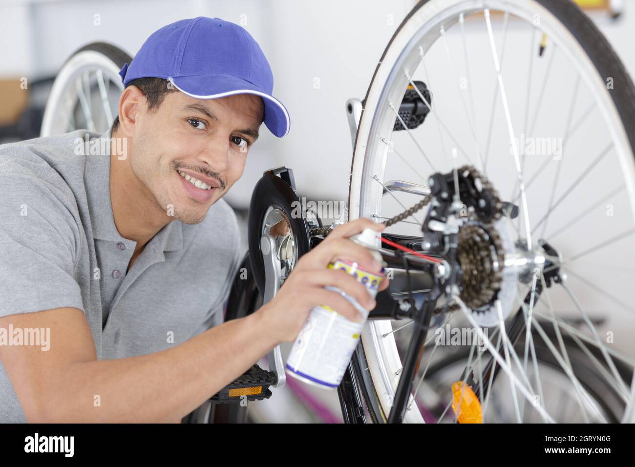Bike chain repaired hi-res stock photography and images - Alamy