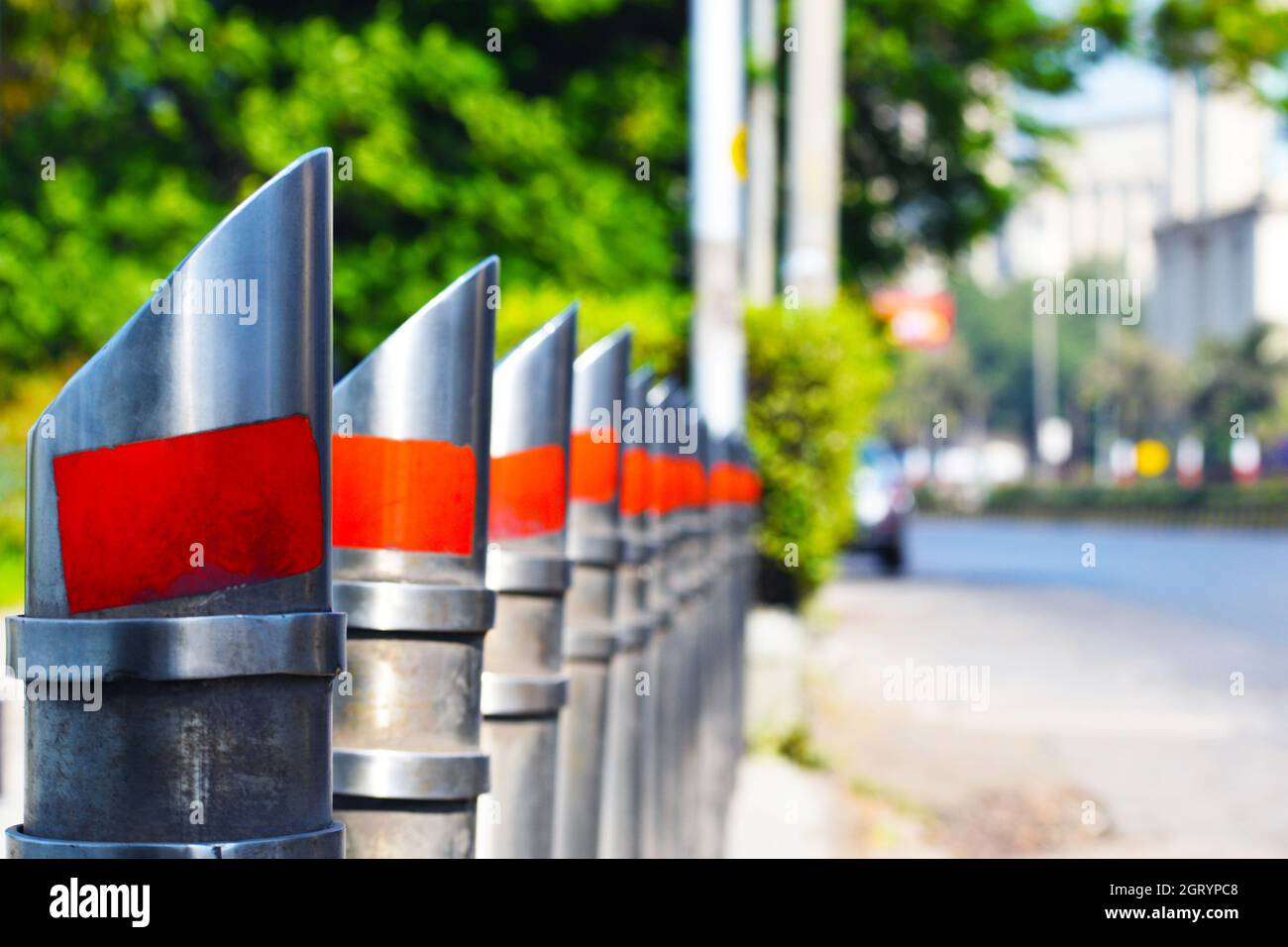 Divider barrier hi-res stock photography and images - Alamy