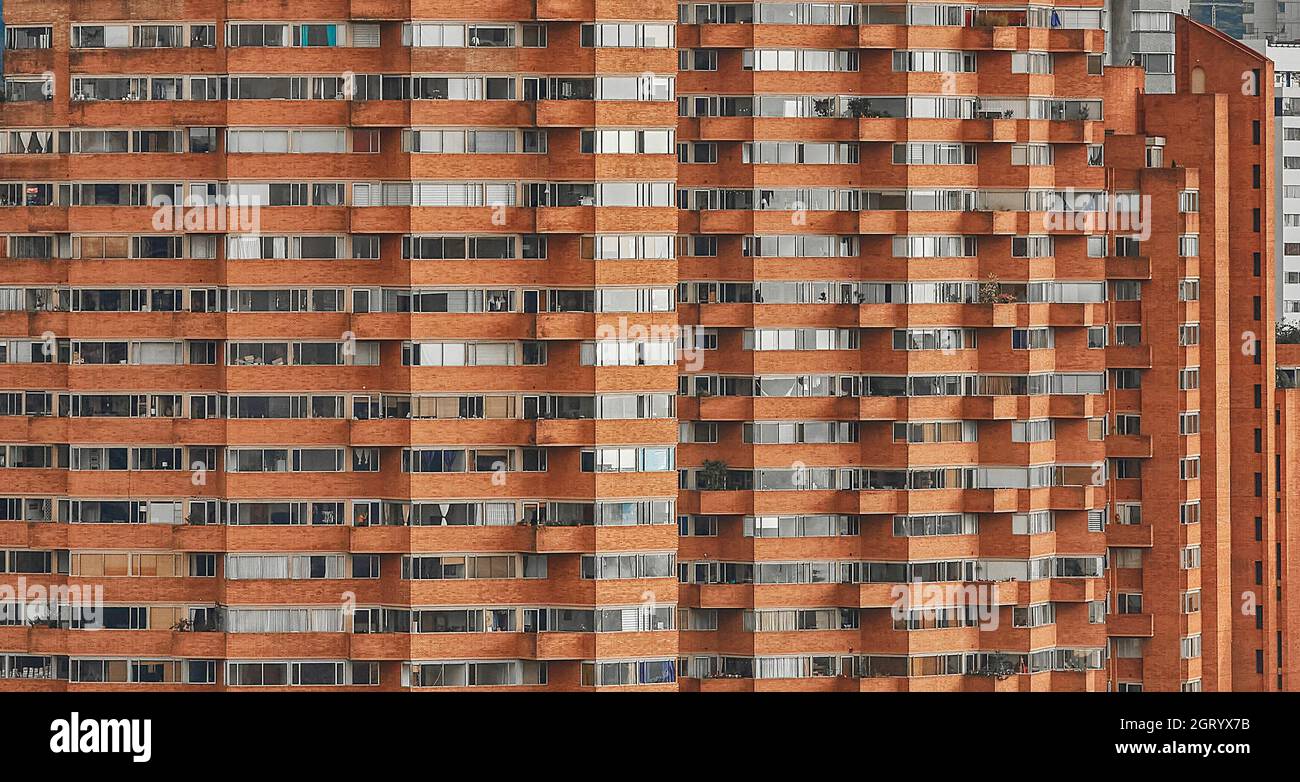 Facade of a modern residential building Stock Photo - Alamy