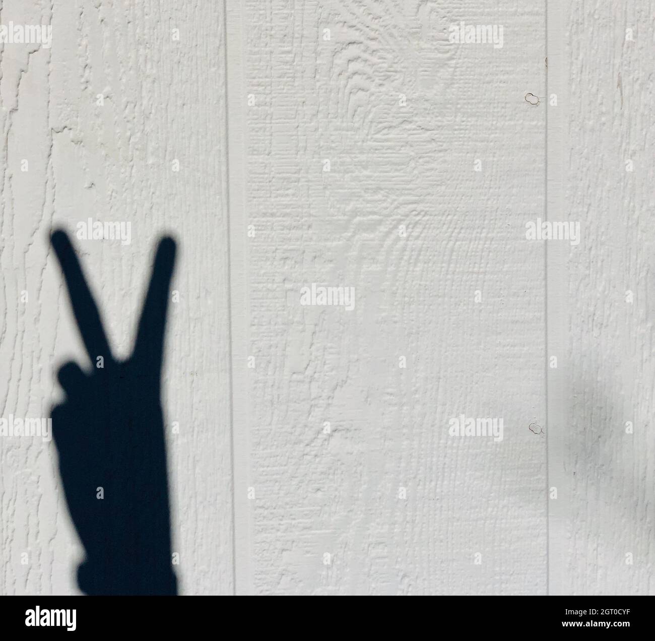Painting peace sign hi-res stock photography and images - Alamy