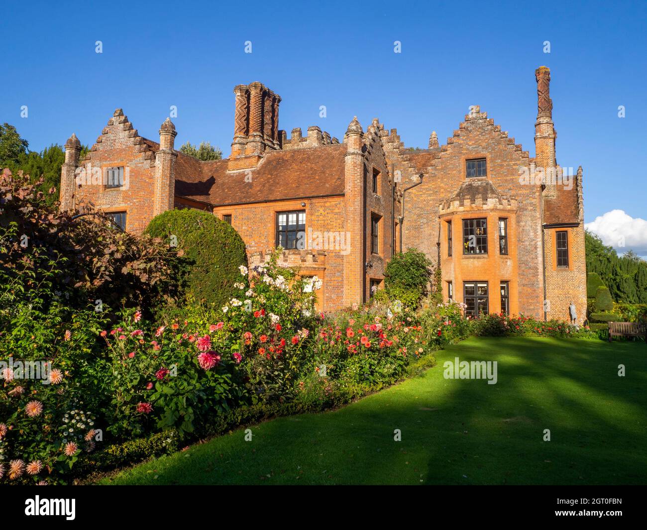 Chenies Manor house in Autumn Stock Photo - Alamy