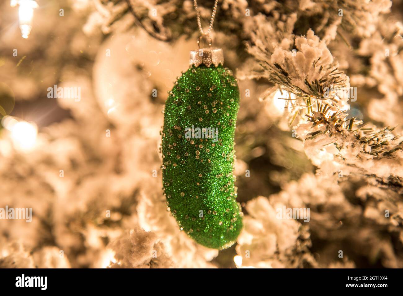 Pickle christmas ornament hi-res stock photography and images - Alamy