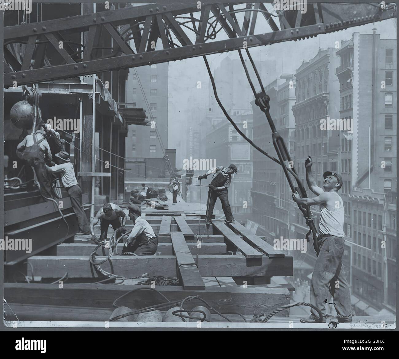 EMPIRE STATE BUILDING NY,NY 1930 - 1931. General and detailed views of ...