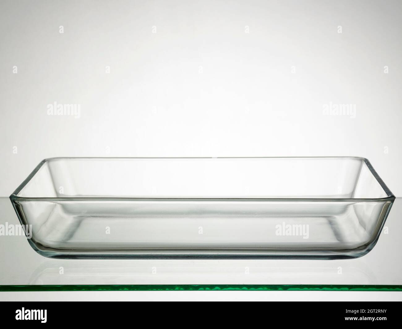 Transparent glass rectangular tray hi-res stock photography and images ...