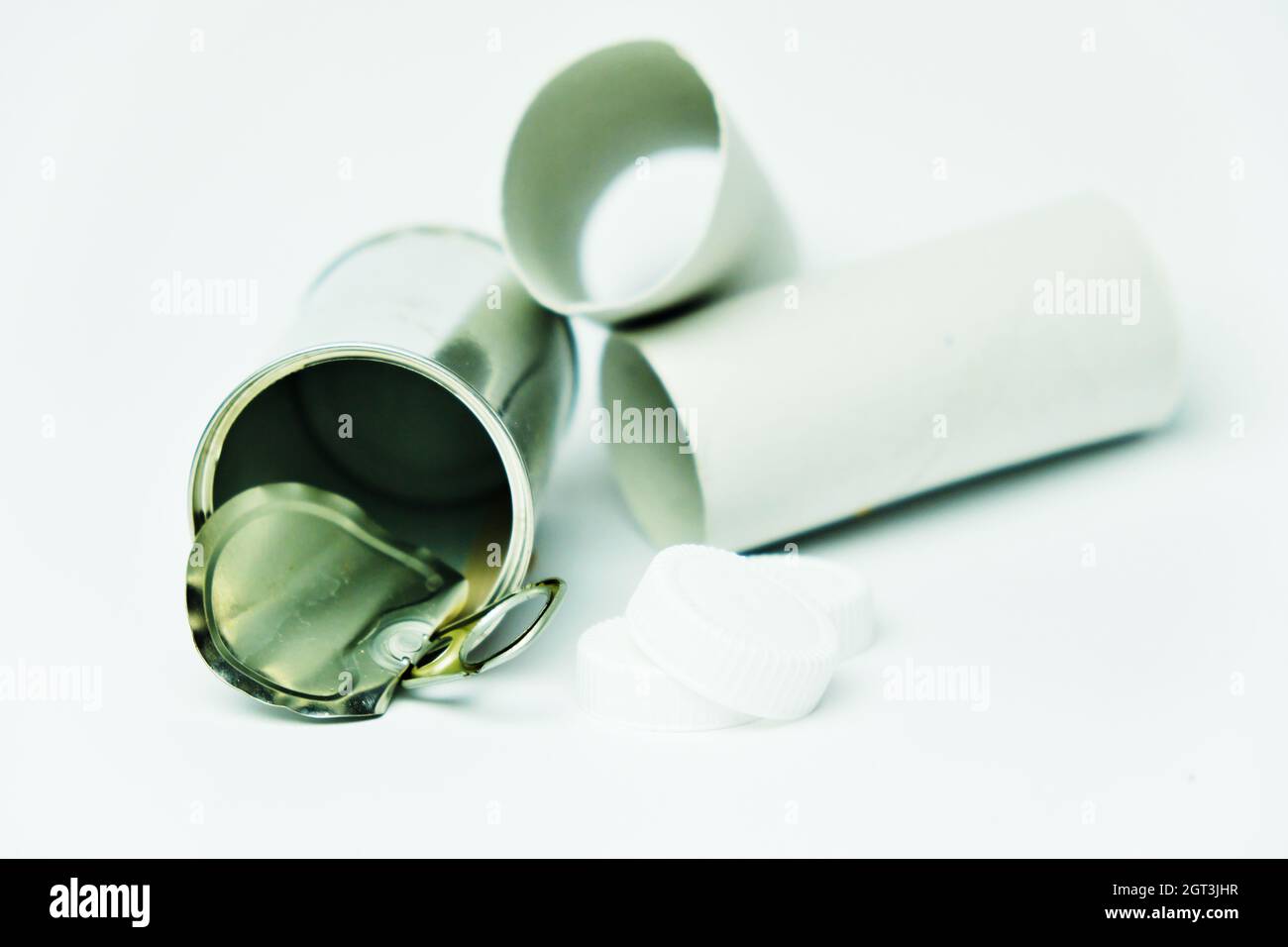 Paper barrels hi-res stock photography and images - Alamy