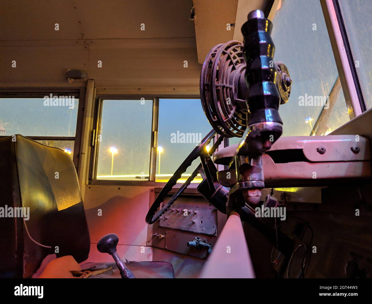 Saudi bus hi-res stock photography and images - Alamy