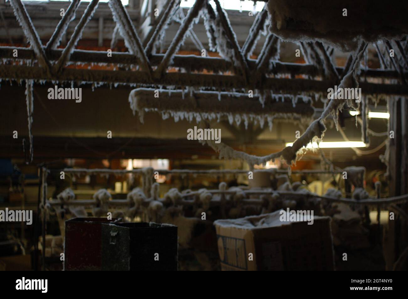 Sewing needle building hi-res stock photography and images - Alamy