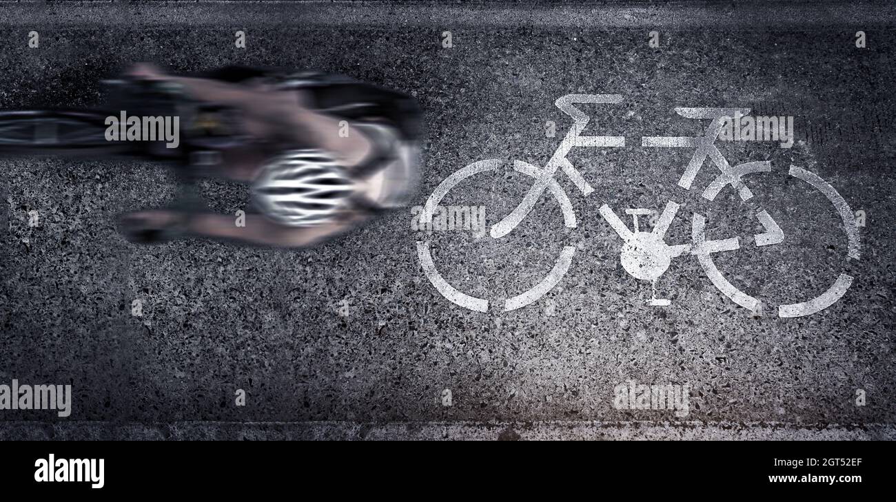 Bike lane marker hi-res stock photography and images - Alamy
