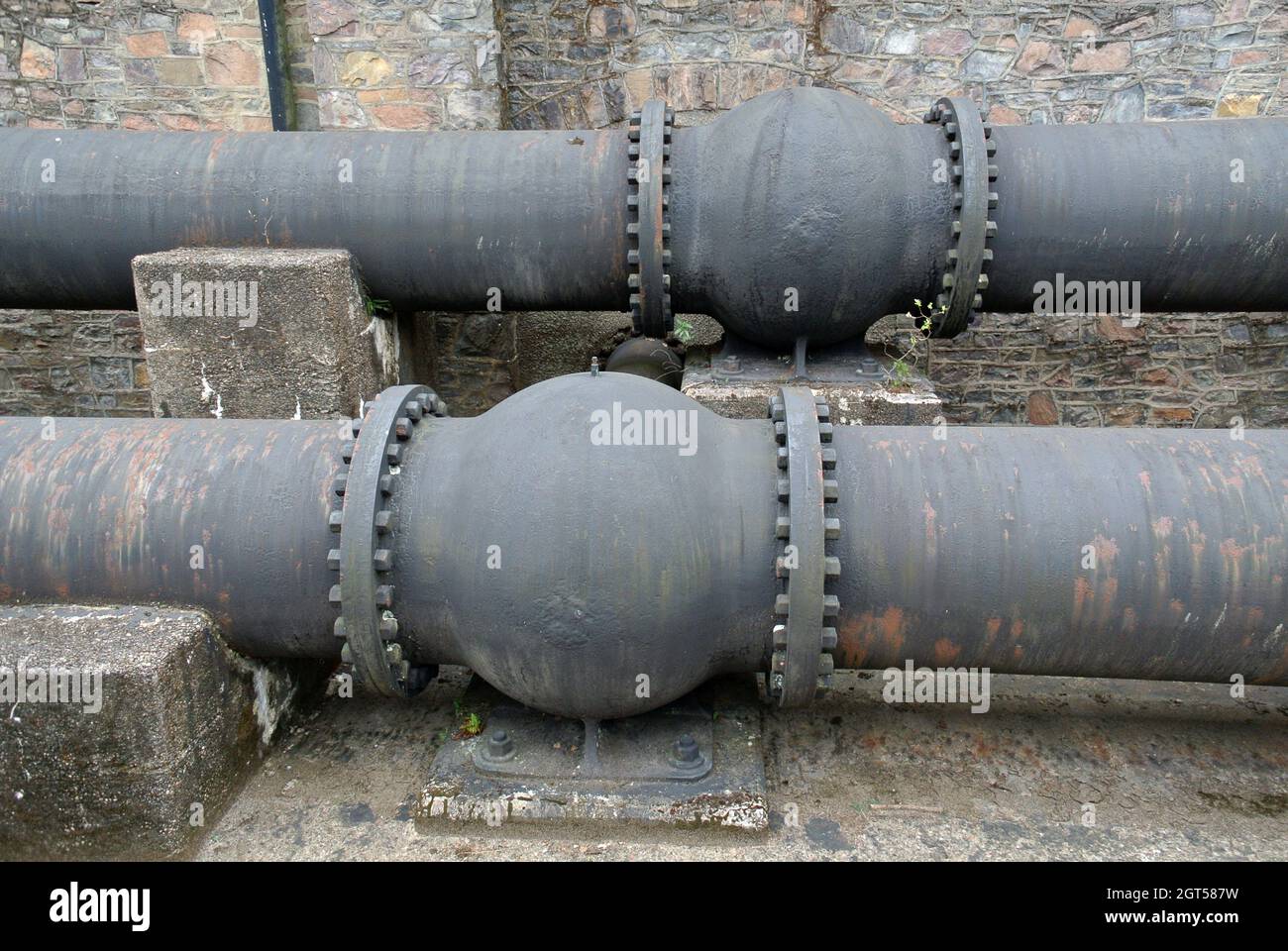 Large diameter pipes hi-res stock photography and images - Alamy