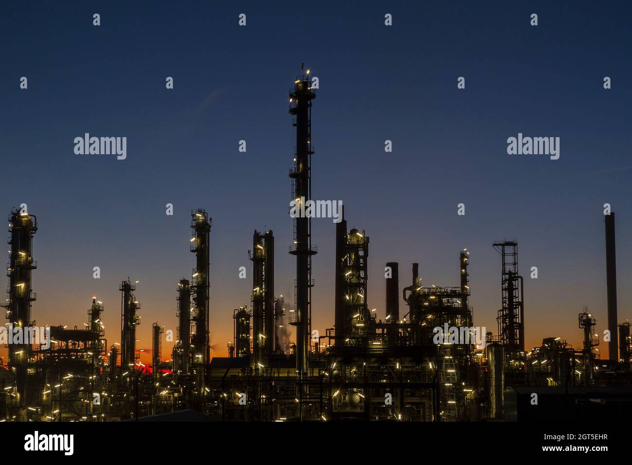 Heide refinery hi-res stock photography and images - Alamy