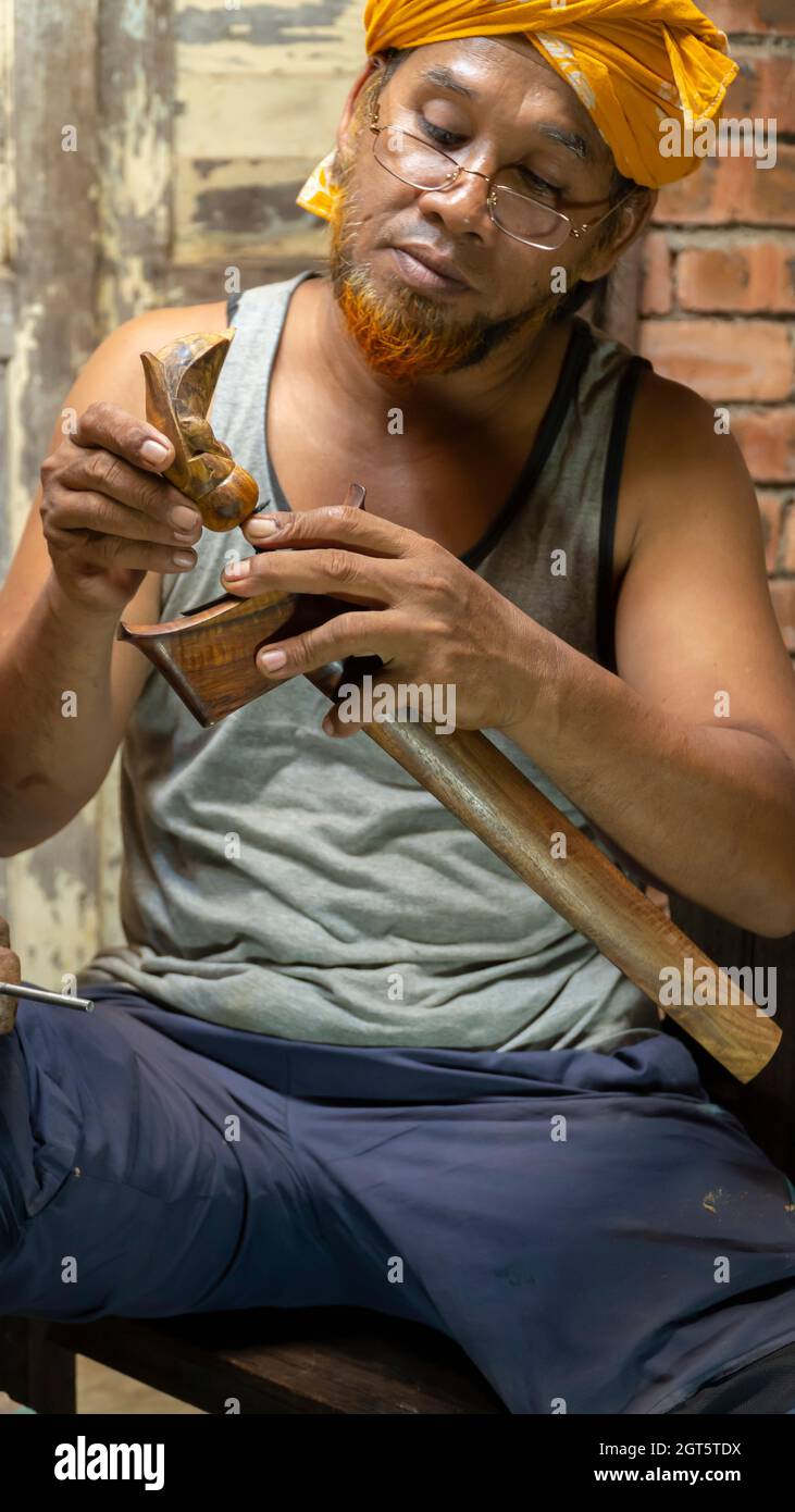 Malaysia keris making hi-res stock photography and images - Alamy